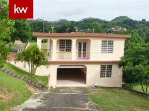 Casas en venta en Rincon o propiedades terrenos solares